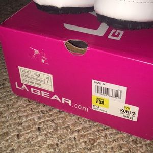 LA Gear | Shoes | La Gear Athletic Shoes | Poshmark